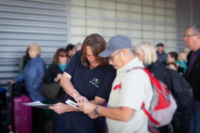 Southampton Pre-Cruise Tour: London to Southampton via Stonehenge - FAQ