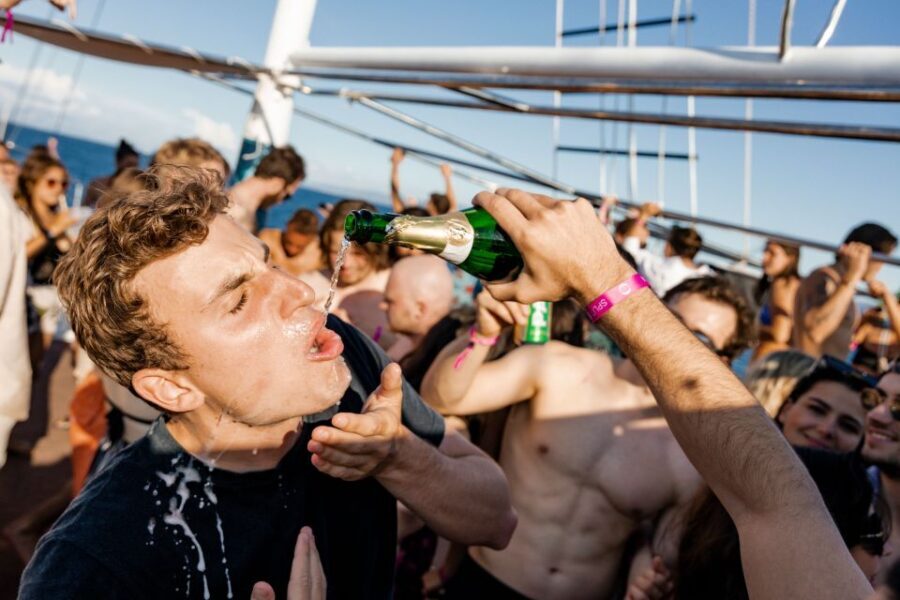 Split: Blue Lagoon Boat Party with DJs, Shots & After Party - Authentic Insights from Reviewers