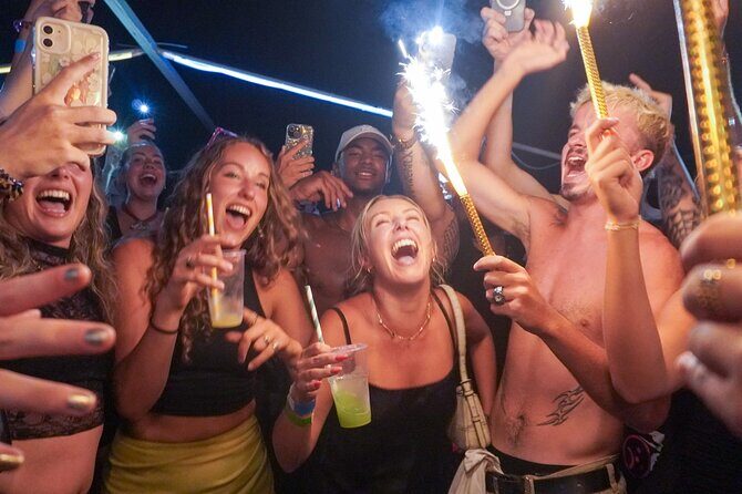 Split: Night Boat Party with DJ, Free Shots & After-Party - Authentic Traveler Insights