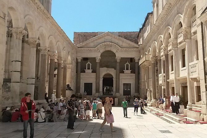SPLIT-PRIVATE Walking Tour of Diocletian's Palace & Old Town - Authentic Insights from Reviewers