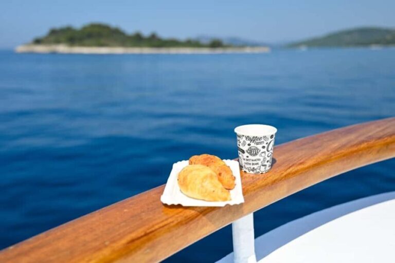 Split: Trogir Walking Tour, Blue Lagoon & Shipwreck Cruise - Exploring the Itinerary in Detail