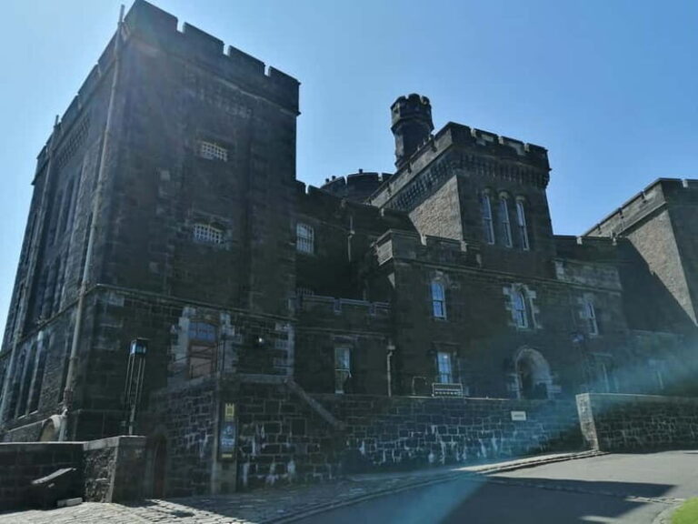 Stirling: Daily Guided Walking Tour with a Local Guide - Why This Tour Stands Out