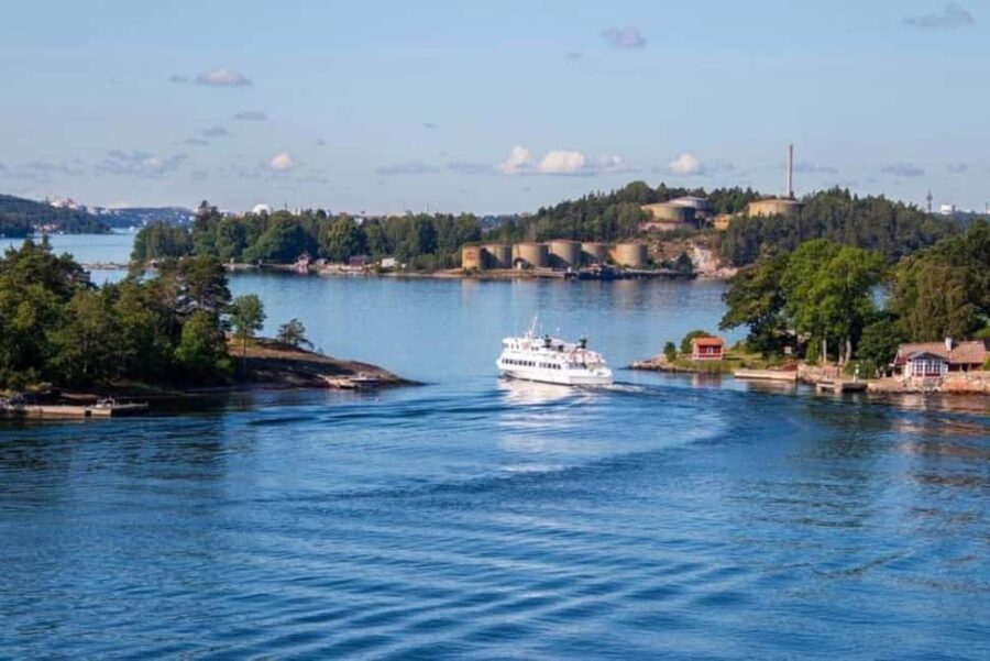 Stockholm Archipelago Guided Tour on Historic Ship with Fika - Scenery and Photo Opportunities