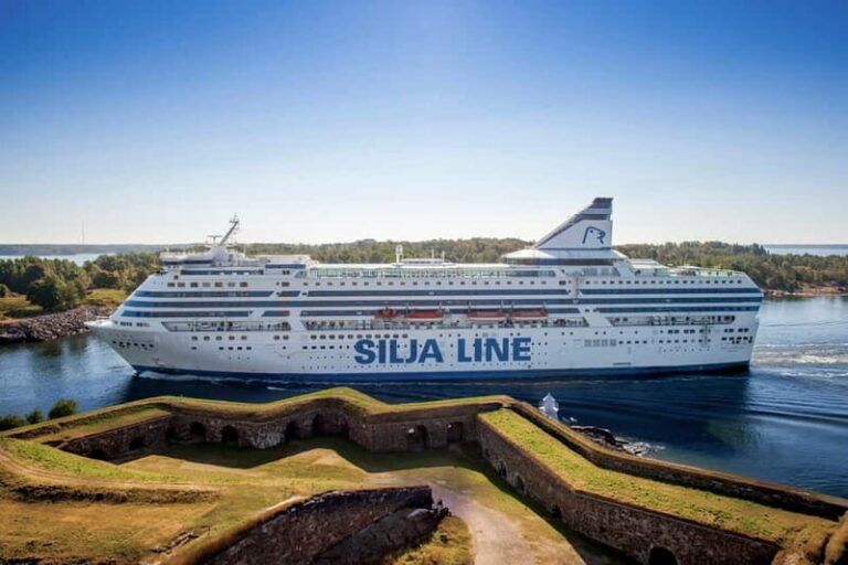 Stockholm-Helsinki Mini Cruise: 2-Night Baltic Getaway - Detailed Day-by-Day Breakdown