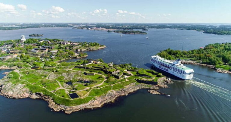Stockholm-Helsinki Oneway Overnight Cruise with Cabin Stay - What Could Be Better?