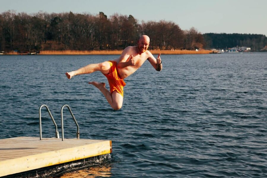 Stockholm: Traditional Sauna & Polar Plunge in Baltic Sea - Key Points