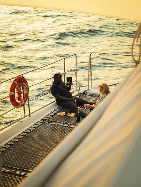 Sunny Beach: Sunset Catamaran Cruise with Dinner & Prosecco - The Voyage: Scenic Stops and Relaxation