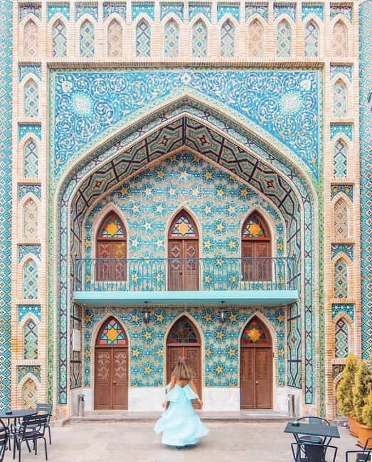 Tbilisi: Luxury Sulfur Bath Ritual with Pickup & Wine - The Guides and Service: Making the Difference