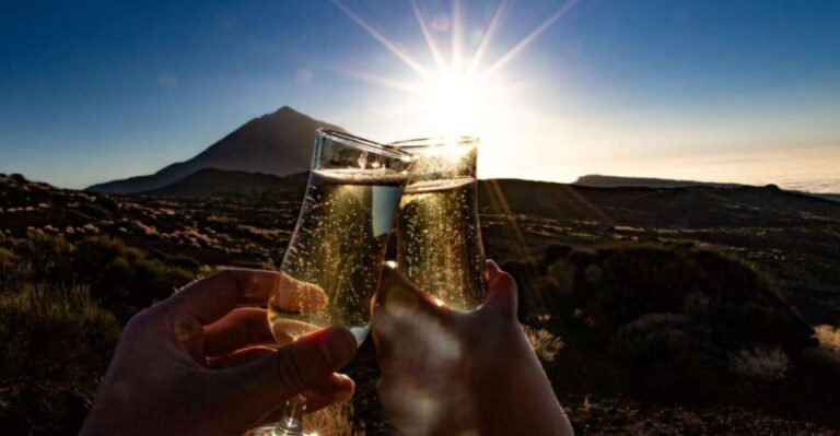 Teide: Guided Sunset & Stargazing Tour by Night with Dinner - Exploring Villages and Scenic Stops