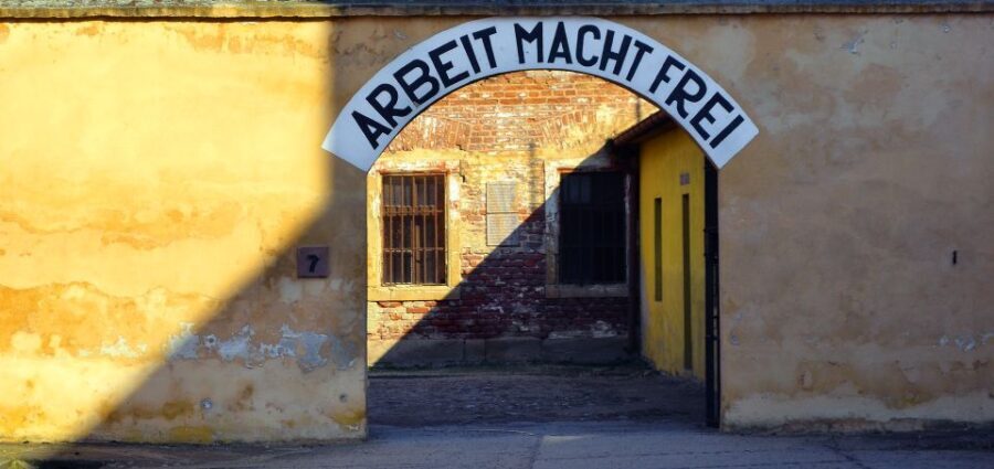 Terezin: Guided Tour of the Concentration Camp and Museum - What the Tour Includes