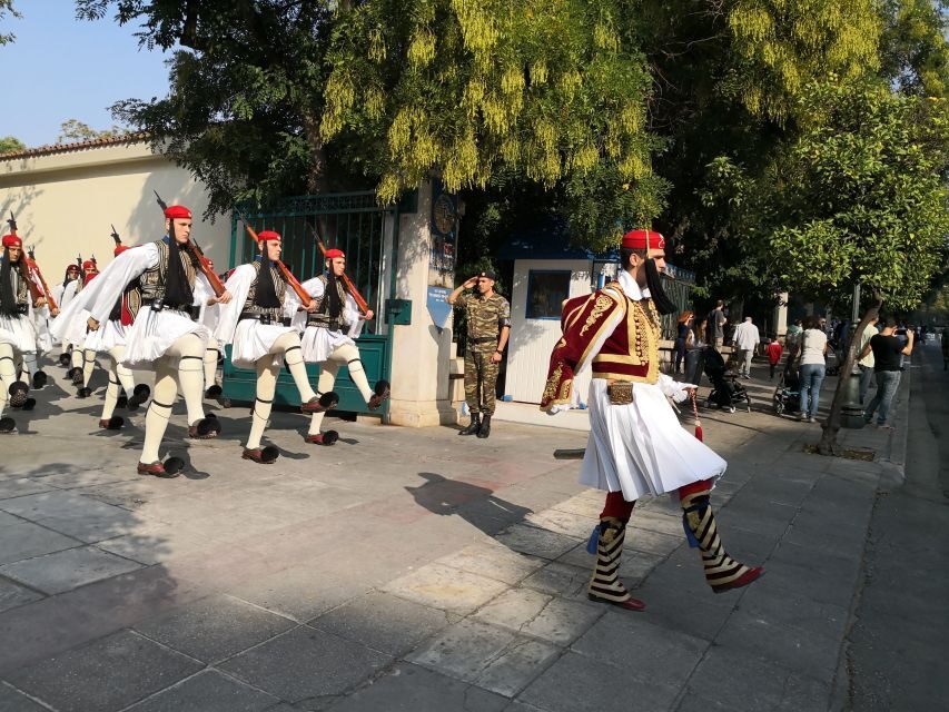 The Best of Athens Tour: Top Sights and Attractions - The Guides and Group Dynamics