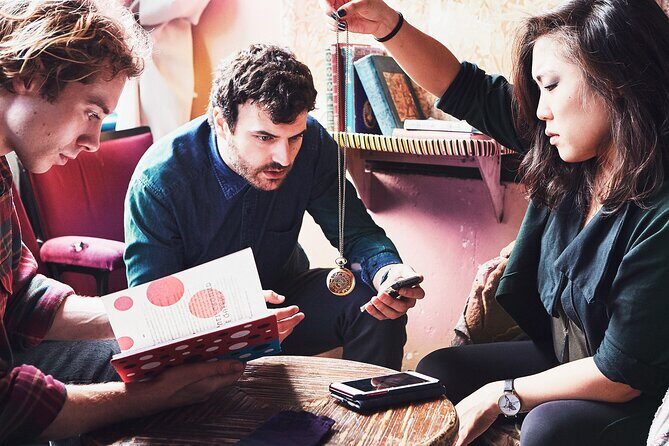 The Hunt for the Cheshire Cat by HiddenCity - Who Will Love This Tour?