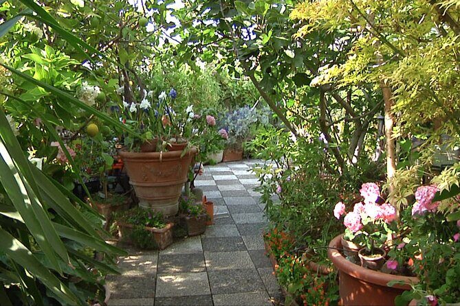 The secrets to Learn Fresh Pasta & Gelato in a Glam Home - Authenticity, Fun, and Family Vibes