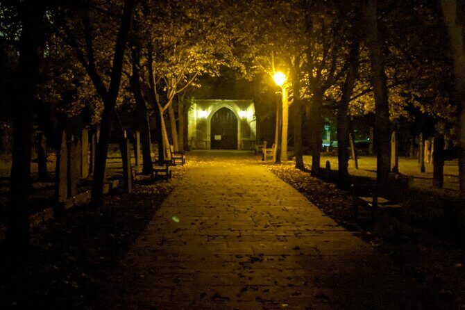 The Sinister Side of Shakespeare's Stratford Walking Tour - What Sets This Tour Apart?