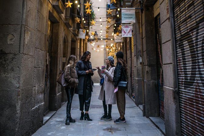The Ultimate Old Town Tour in Barcelona - Why Travelers Love This Tour