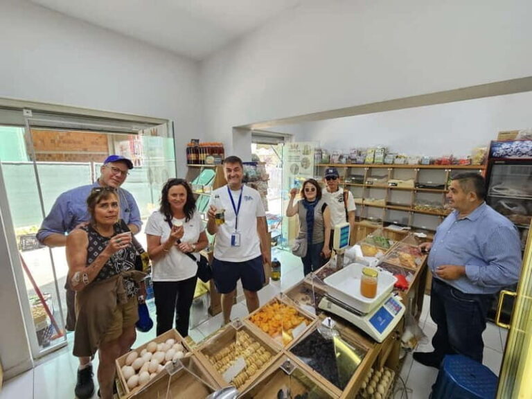 Tirana: Local food experience & walking tour - Deep Dive into the Experience