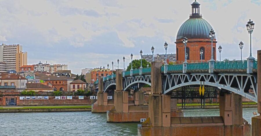 Toulouse: Private Walking Tour with a Local - What to Expect During the Tour