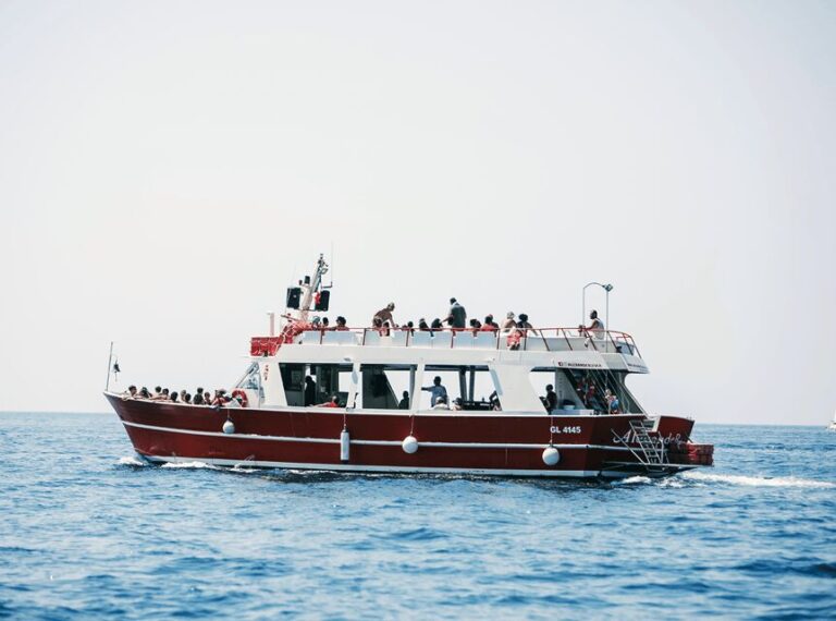 Tour in Mini crociere Alle Grotte di S. M. di Leuca - The Value of the Experience