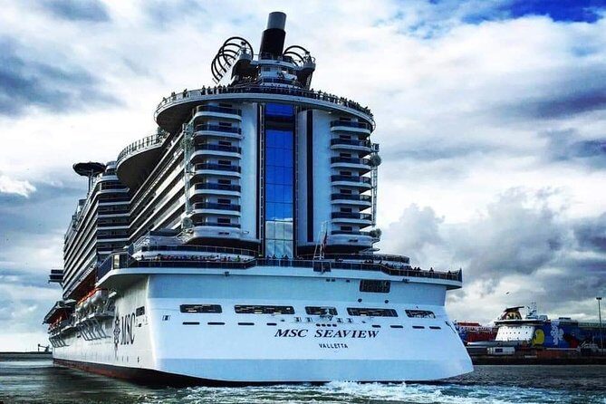 Tour of the main attractions of ancient and modern Rome. - The Transport and Service