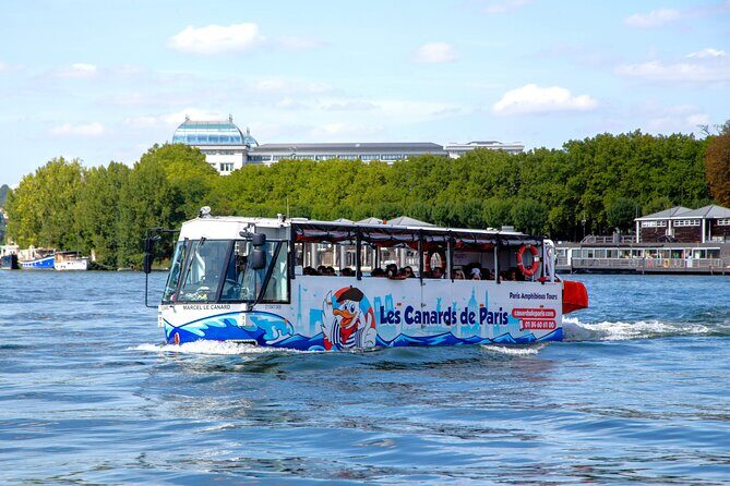 Tours of Paris and the Hauts-de-Seine in an Amphibious Bus - Who is this tour best suited for?