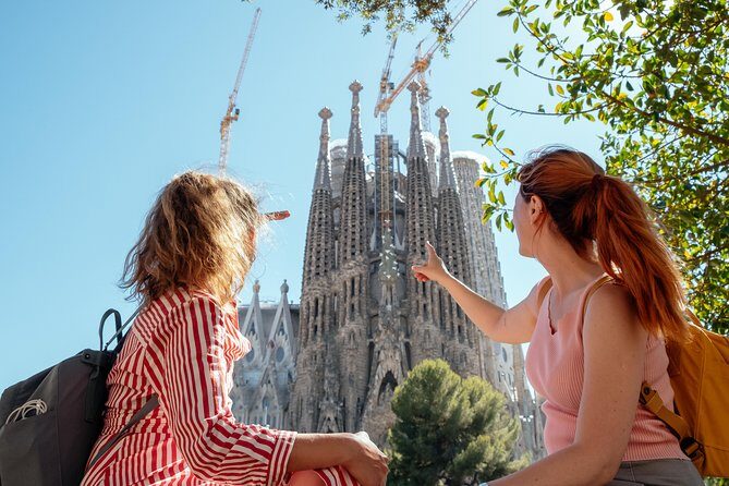 Treasures of Barcelona: Private Gaudi Walking Tour - The Value of a Private, Guided Experience