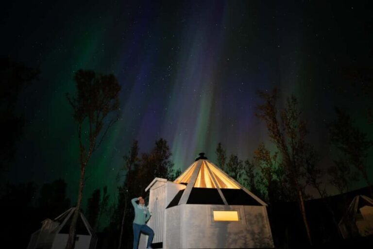 Tromsø: Aurora Crystal Lavvo Experience with Snowshoeing - How the Experience Stands Out