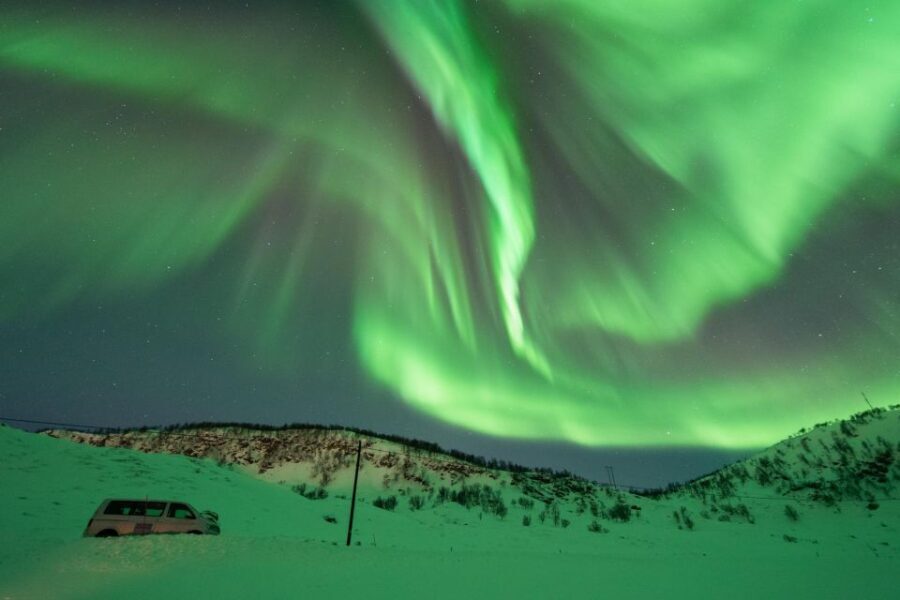 Tromsø: Northern Lights Hunt with Photos and Hot Food - The Chasing and Driving