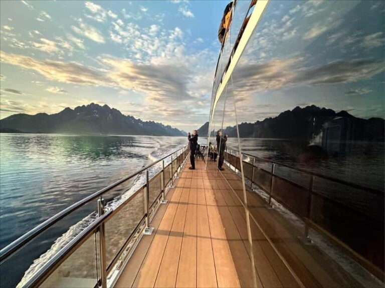 Tromsø: Summer Arctic Light Cruise with a Guide - What to Expect on the Tour