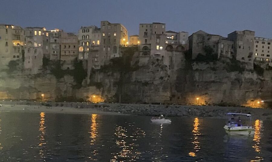 Tropea: Sunset Boat Tour to Capo Vaticano with Aperitif - Detailed Itinerary Breakdown