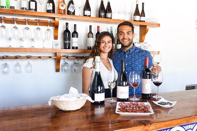 Two wineries tour with wine tasting - An In-Depth Look at the Tour Experience