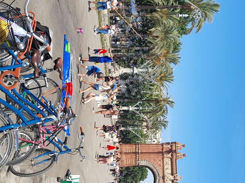 Unusual Barcelona Bike Tour in French - An In-Depth Look at the Experience