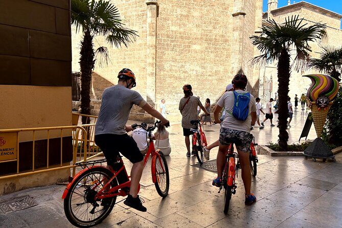 Valencia City Highlights in Guided Bike or E-Bike Tour - Who is this tour best suited for?