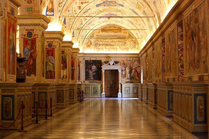 Vatican, Sistine Chapel, Basilica & Tombs Private Tour - The Guides: Knowledge and Personal Touch