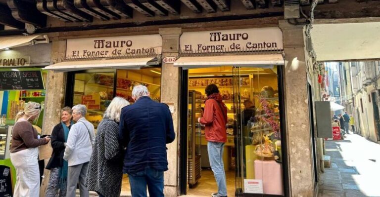 Venice: Guided City Highlights and Street Food Tour - The Value of the Experience