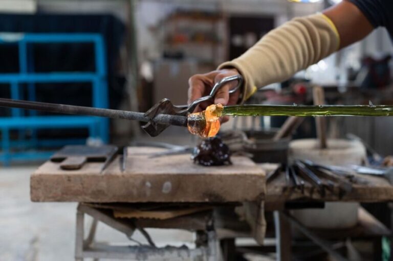 Venice: Murano Glass-Blowing Demo and Workshop - Transportation & Group Size