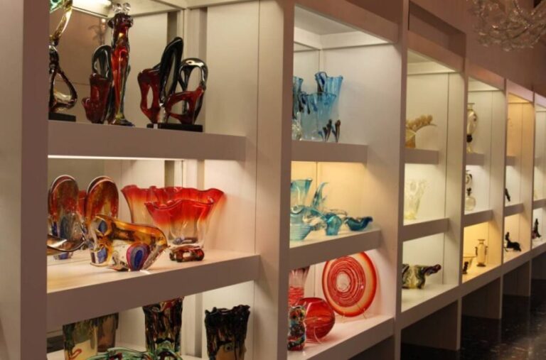 Venice: Murano Island and Glass Factory Private Guided Tour - The Itinerary: A Closer Look