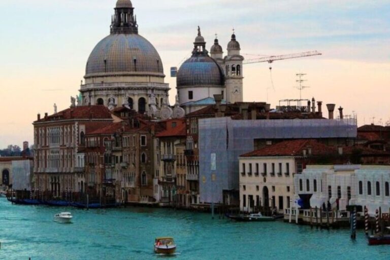 Venice : Private Custom Walking Tour With A Local Guide - What Sets This Tour Apart? Authenticity and Flexibility