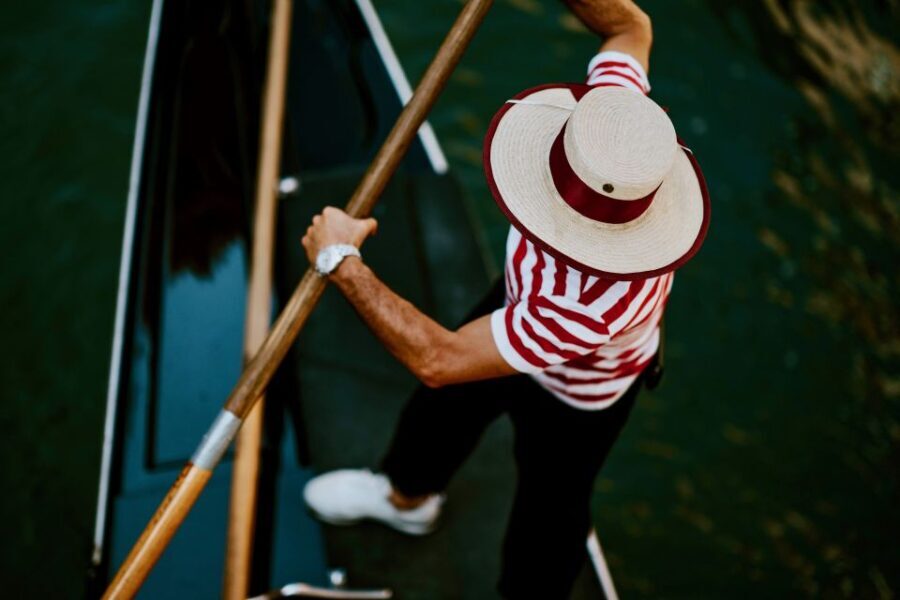 Venice: Private Gondola Ride - Who Is This Tour Best For?