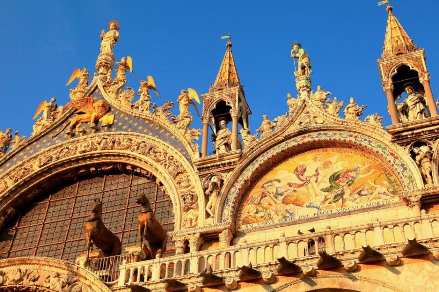 Venice: St. Mark's Basilica Guided Tour & VR History Intro - The Experience in Detail