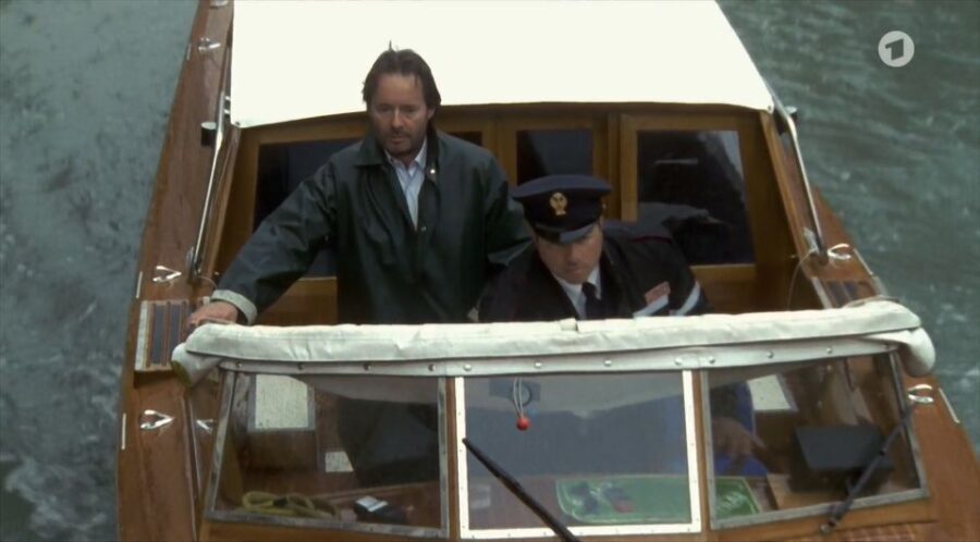 Venice: The Footsteps of Commissario Brunetti Walking Tour - Who Should Book This Tour?