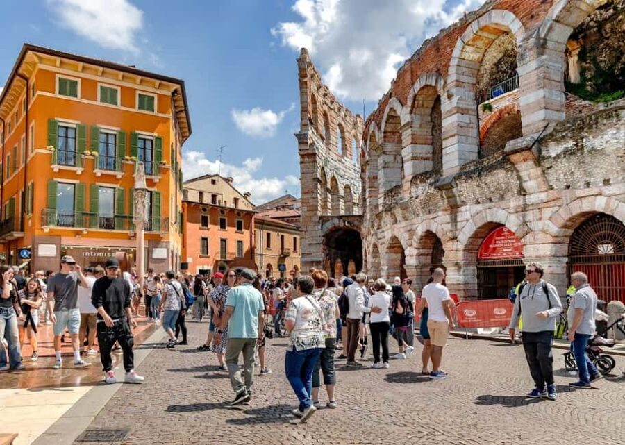 Verona: City Walking Tour with Cable Car & Wine Aperitif - Practical Details: What to Expect