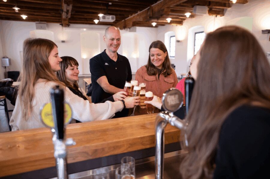 Vienna: Guided tour of the Ottakringer brewery - Beer Tasting and the Final Cheers