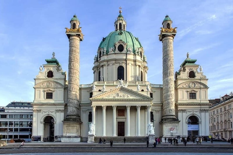 Vienna: Sightseeing Tour in a Classic Style Car - FAQ