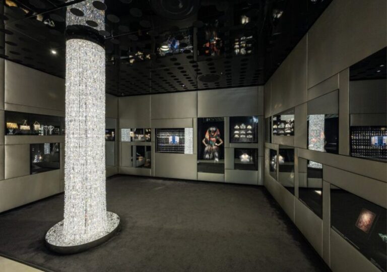 Vienna: Swarovski House Tour with Champagne & Gift - Who Will Love This Tour?