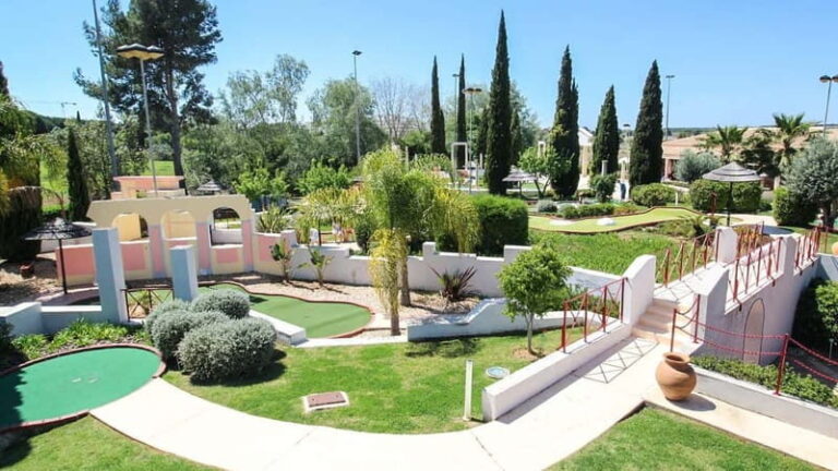 Vilamoura: Family Golf Park Game - Deep Dive into the Experience