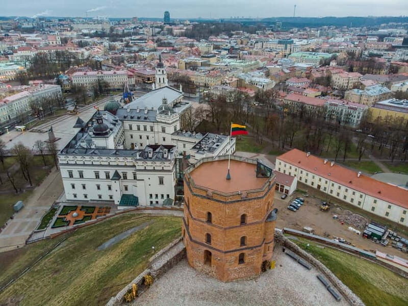 Vilnius: City Bike Tour of Vilnius Highlights - A Detailed Look at the Itinerary