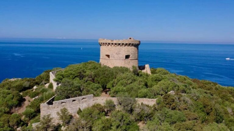 Visite en bateau avec final au COUCHER DE SOLEIL+vin Corse - Why This Tour Delivers Great Value