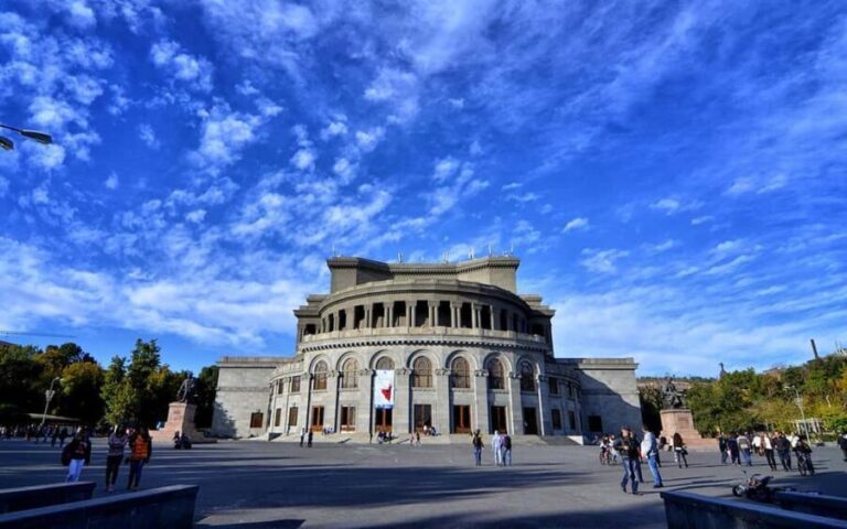 Walking City Tour in Yerevan with 10 yo Brandy & 5 Wines - A Deep Dive into the Yerevan Walking Tour
