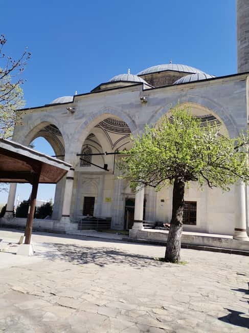 Walking in Skopje - Who Will Love This Tour?