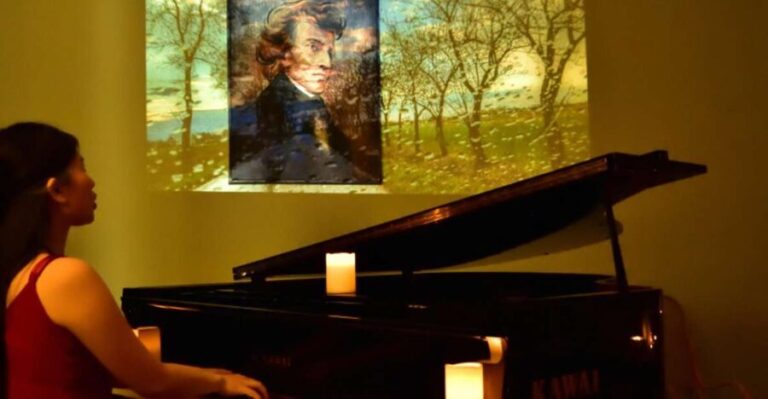 Warsaw Concert: Chopin  Painted by Candlelights with Wine - The Venue and Its Atmosphere